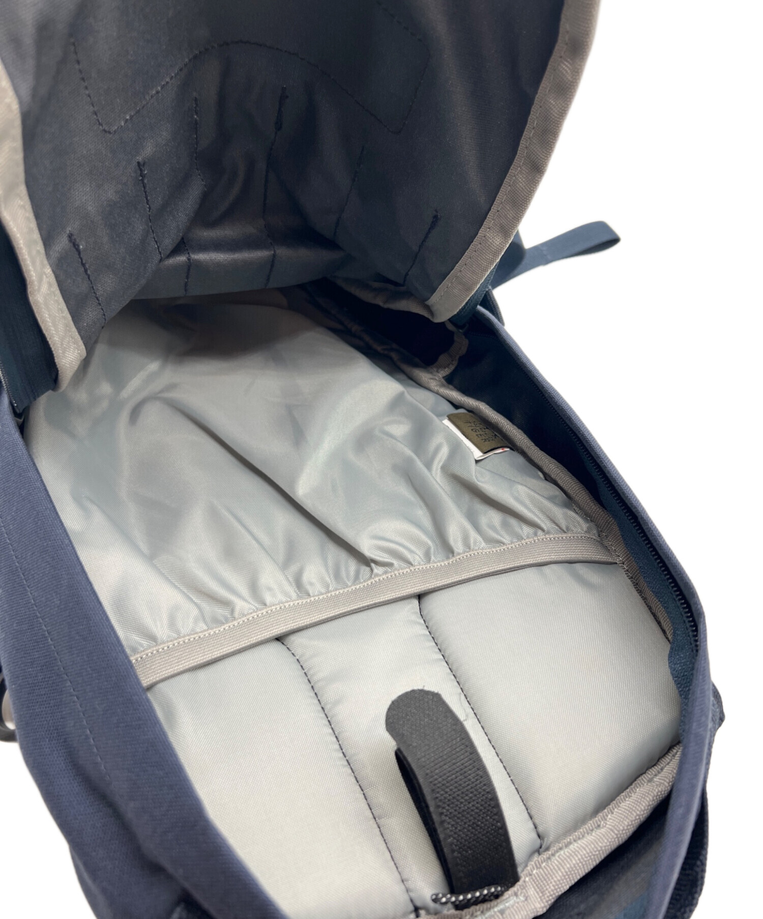 中古・古着通販】TASMANIAN TIGER (タスマニアンタイガー) リュック