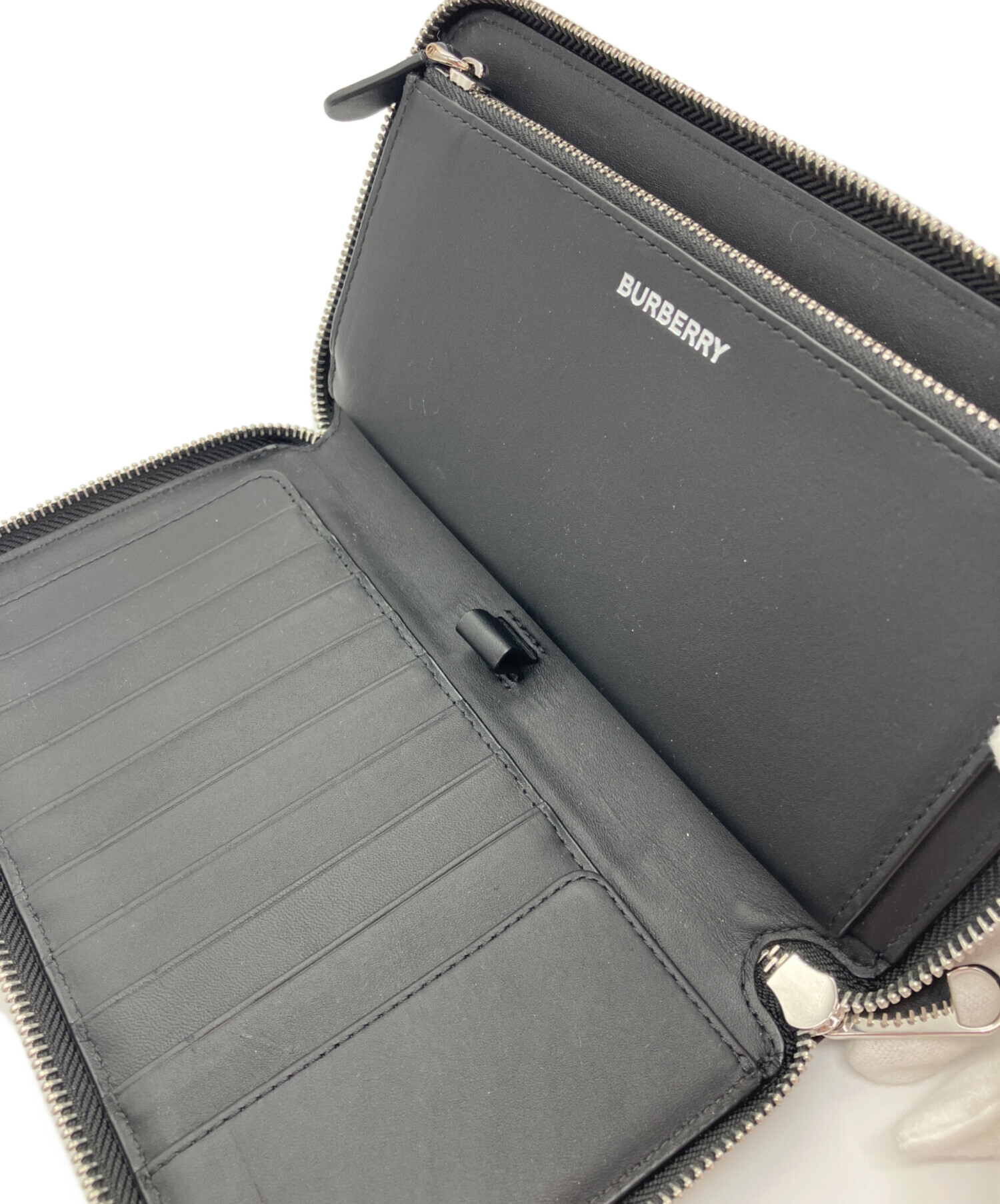 中古・古着通販】BURBERRY (バーバリー) ラウンドファスナー財布